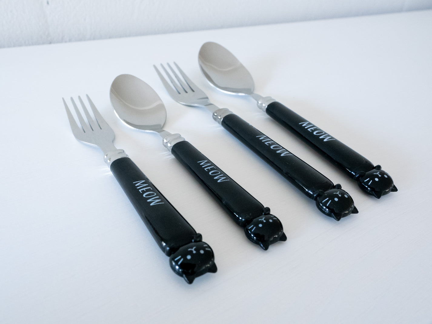 Cat Cutlery – Stray Cat Style
